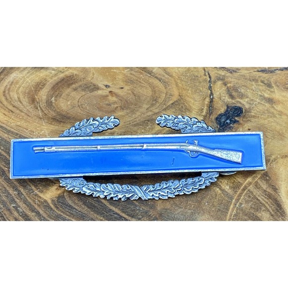 Accessories | Vtg World War Ii Us Army Combat Infantry Badge Pin ...